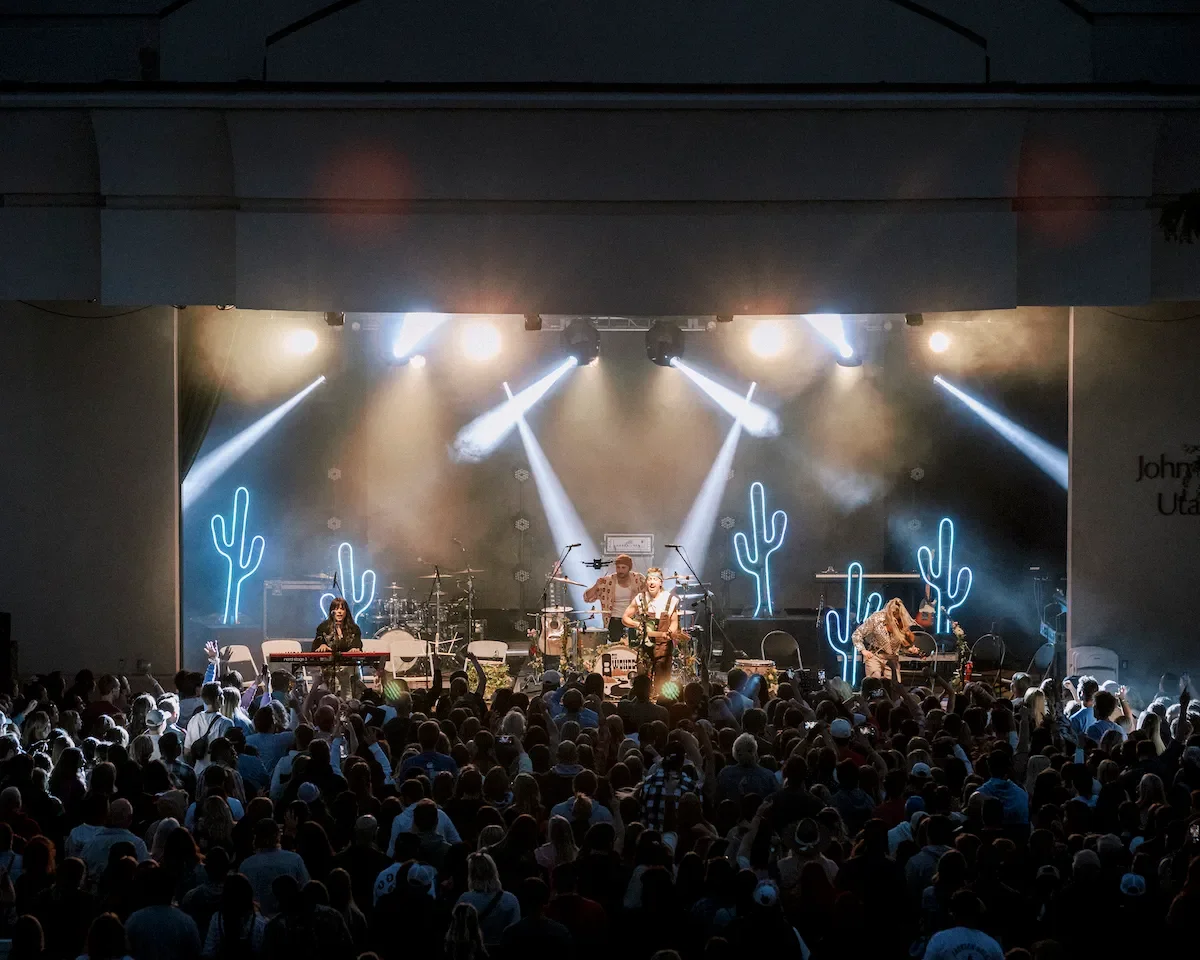 The National Parks Band Weaves Outdoor Places, Experiences, and Vibes ...